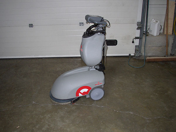 Location vente réparation Autolaveuse accompagnée COMAC VISPA 35B PACK ...